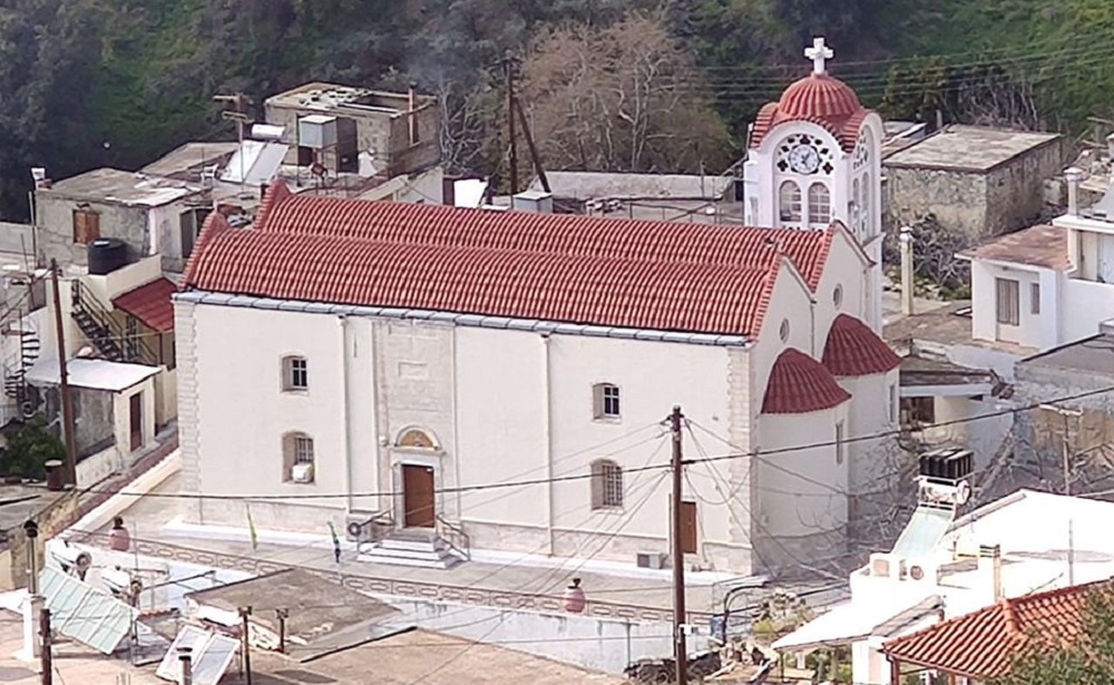 «Έφυγε» ο ιερέας Μιλτιάδης Κοσμαδάκης - Viannitika.gr